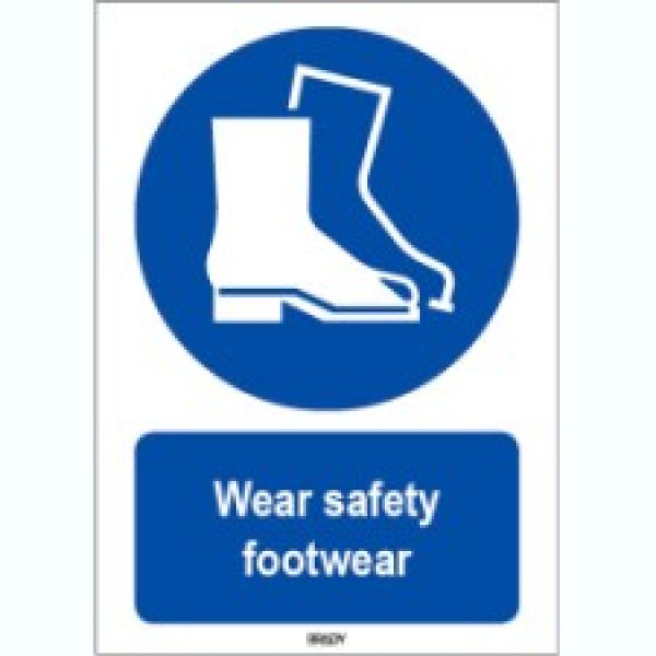 ISO 7010 Sign - Wear safety footwear
